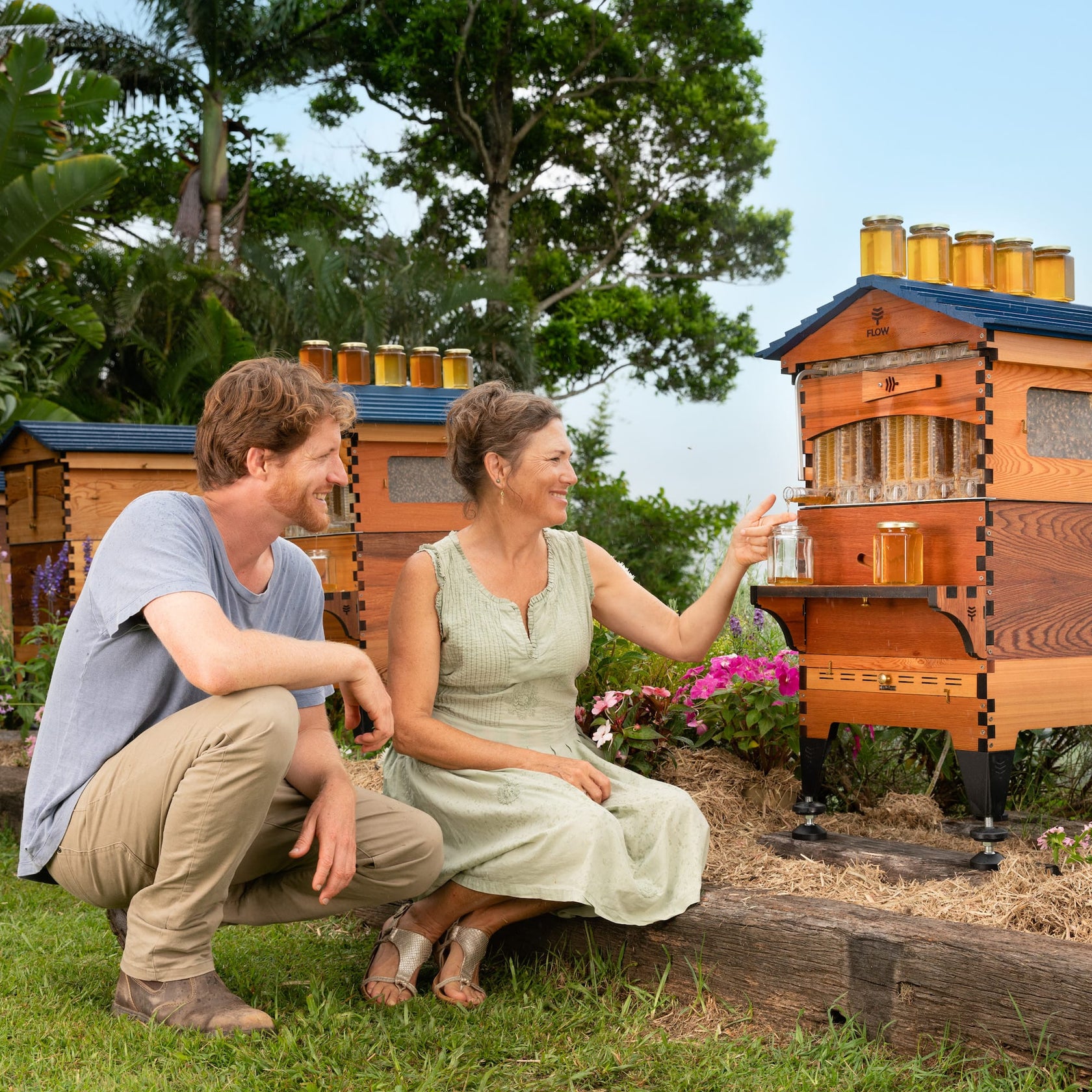Flow Hive 2+ | The premium Flow beehive - Flow Hive US